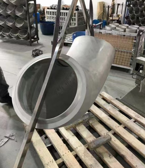 8" 4.5mm Copper Nickel Elbow Butt Welding Bend Cuni 7030 180 Degree Elbow