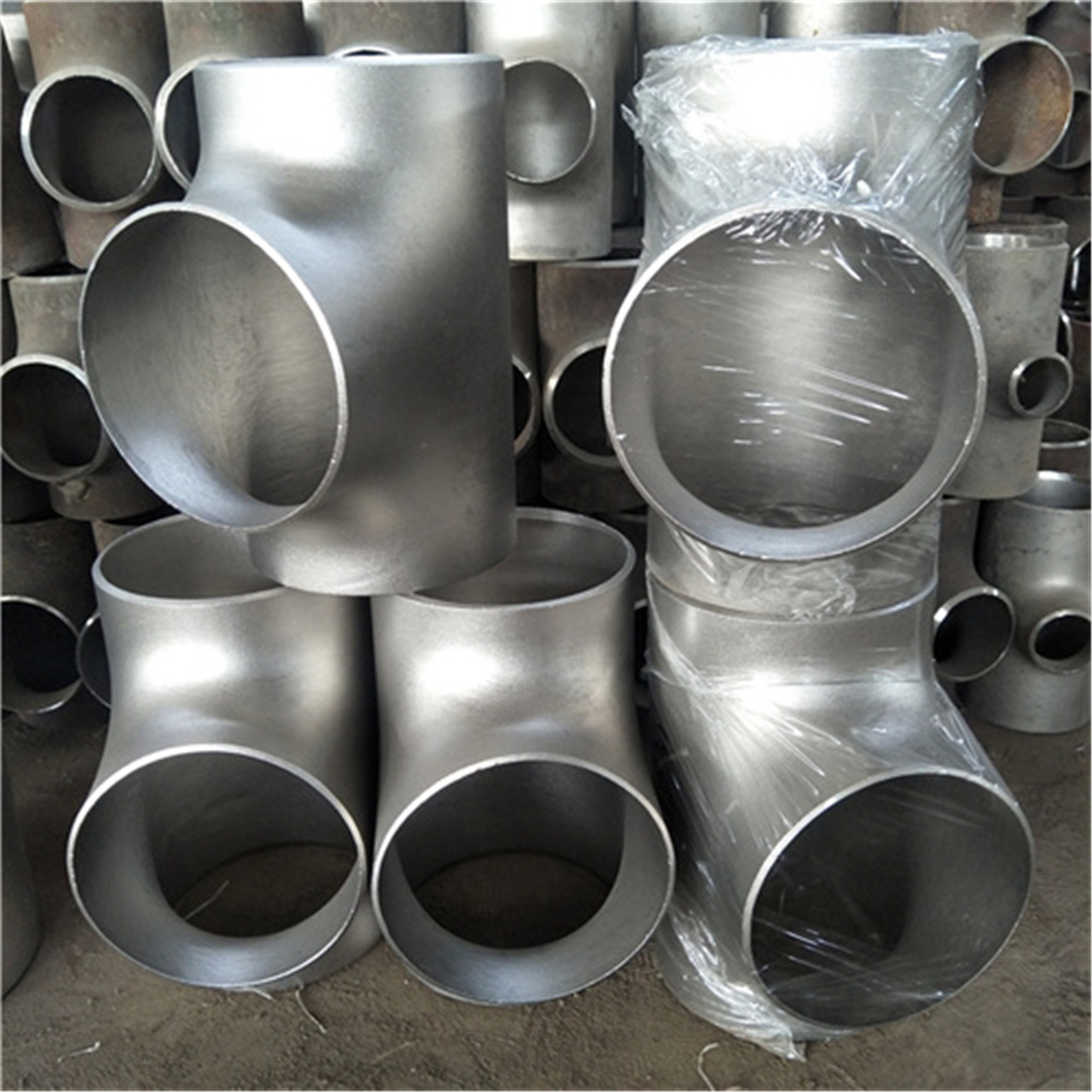China ASME B16.9 Galvanized 90/10 70/30 Connector Pipe Tee Fitting